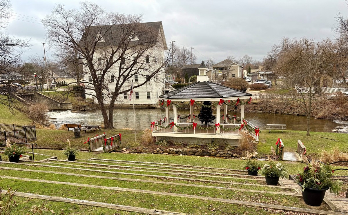 Photo of the Week: The Beautiful Linden Mill at Christmastime – 1836 Place